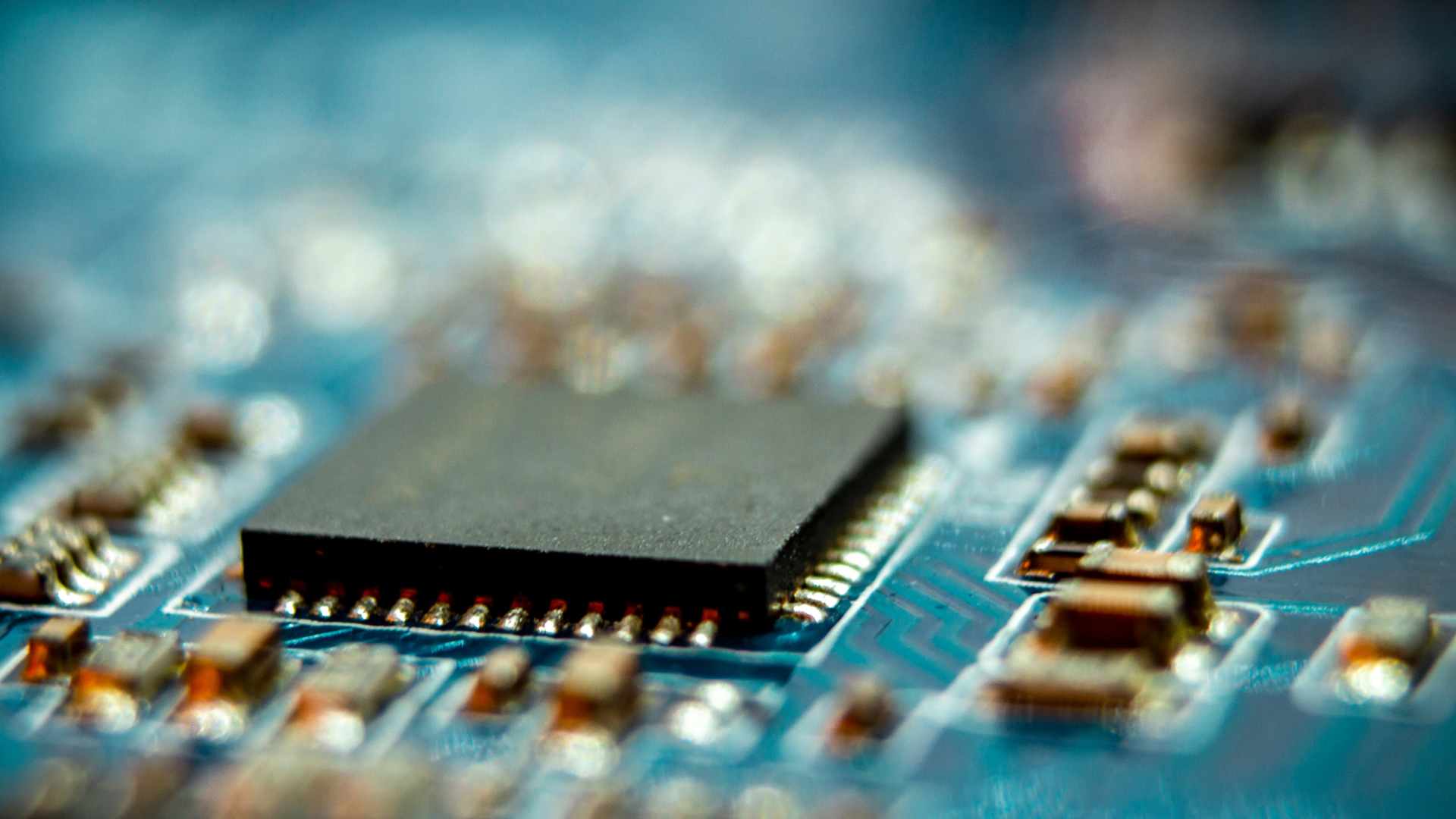 Top 10 Chip Companies in London | Micro-chip Manufacturers
